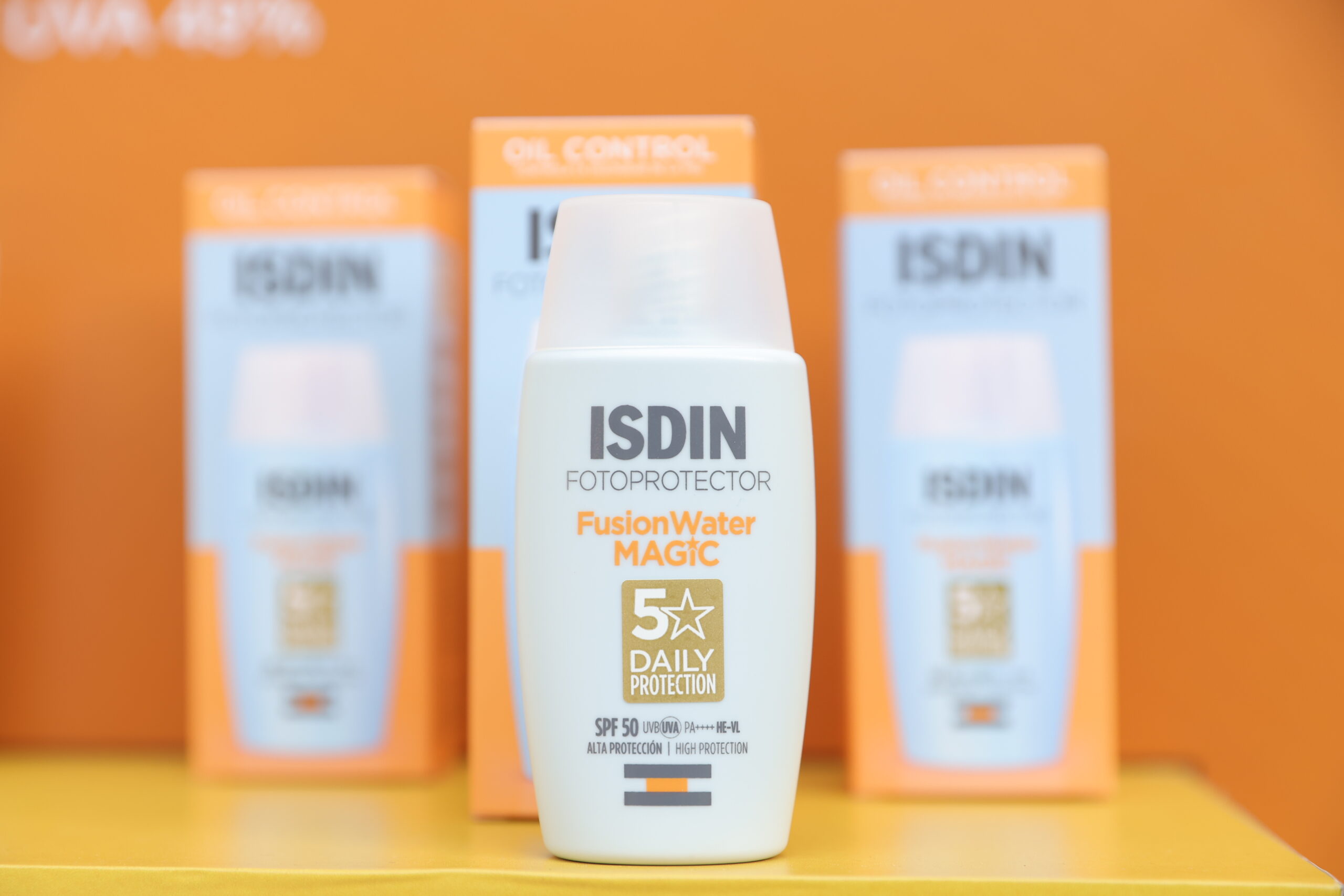 ส่องไอเทมเด็ด! ใหม่ล่าสุดจาก ISDIN กับ “Retinal Smooth Serum ...